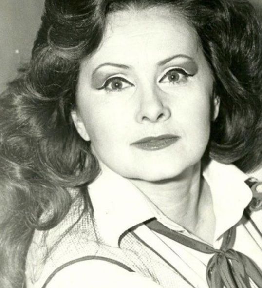 Delia, criticata din cauza imaginii pe care a postat-o dupa moartea ...