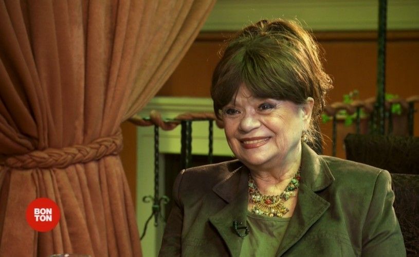 Politistii au fost nevoiti sa sparga usa casei Cristina Stamate. S-a ...