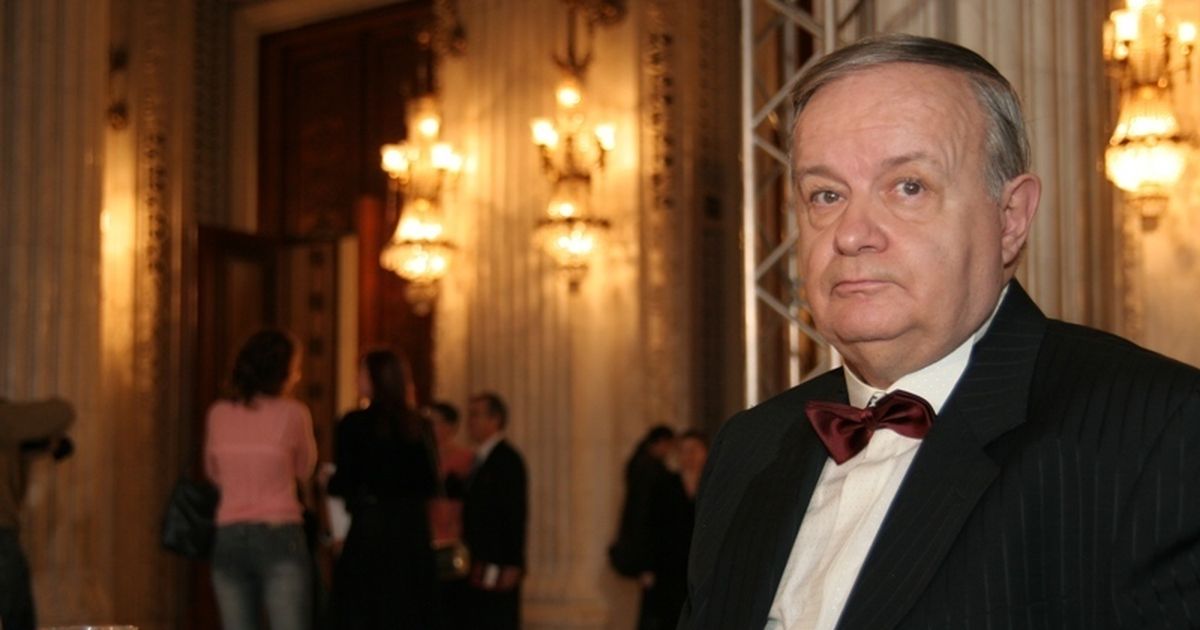 Momente de groaza la inmormantarea lui Cristian Topescu! I s-a facut ...