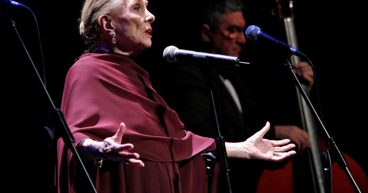 Actrita si cantareata Maria Dolores Pradera a murit! - WOWBiz