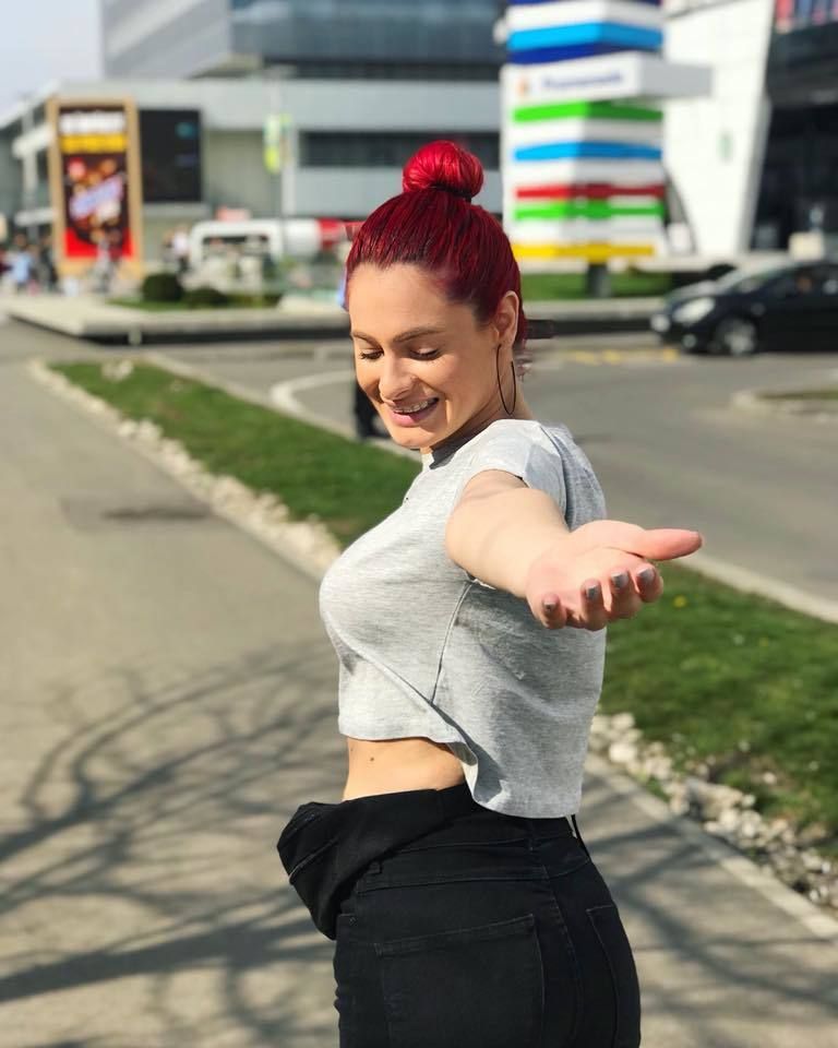 Raluka a devenit mamica? - WOWBiz