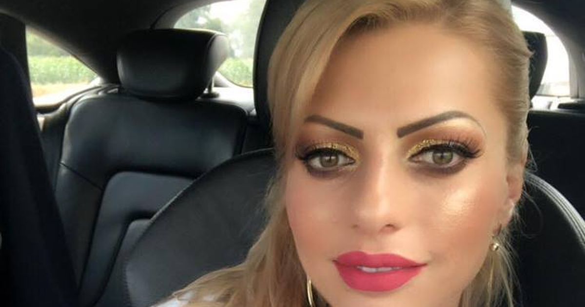 Nicoleta Guta a cantat la o nunta unde mirii au venit cu elicopterul ...