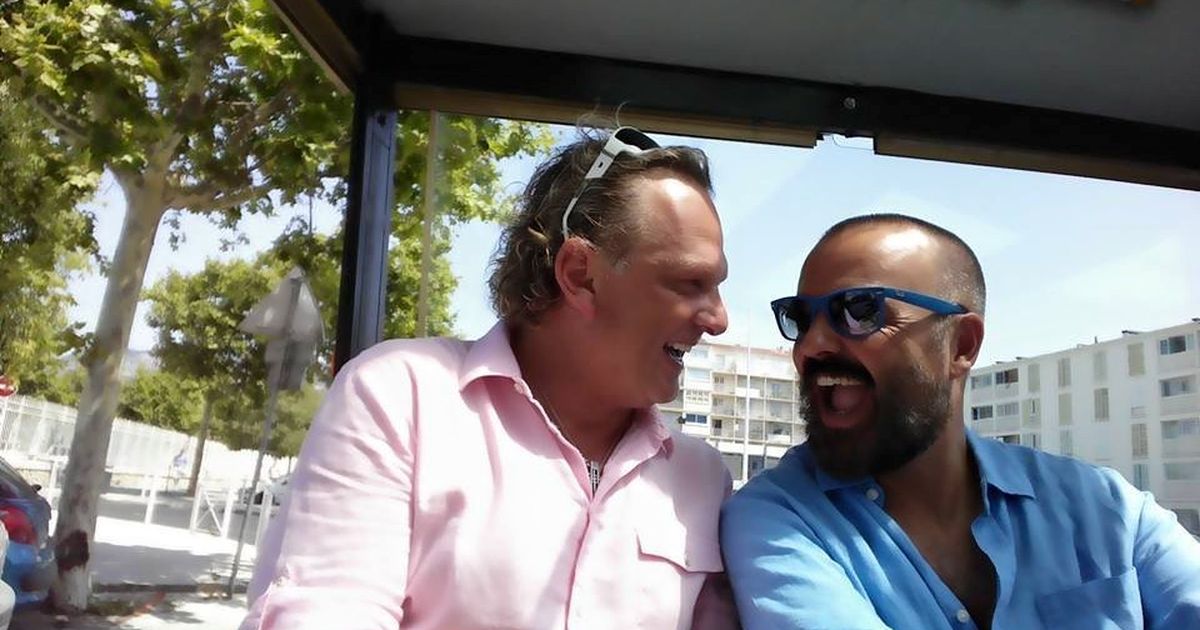 Leonard Miron implinit 17 ani de cand se cunoaste cu iubitul Miguel ...