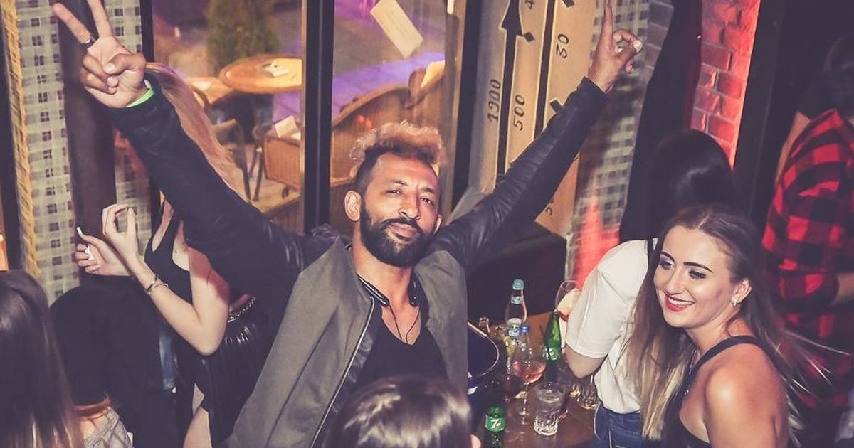 Kamara si-a facut de cap, in club, alaturi de iubita lui! - WOWBiz
