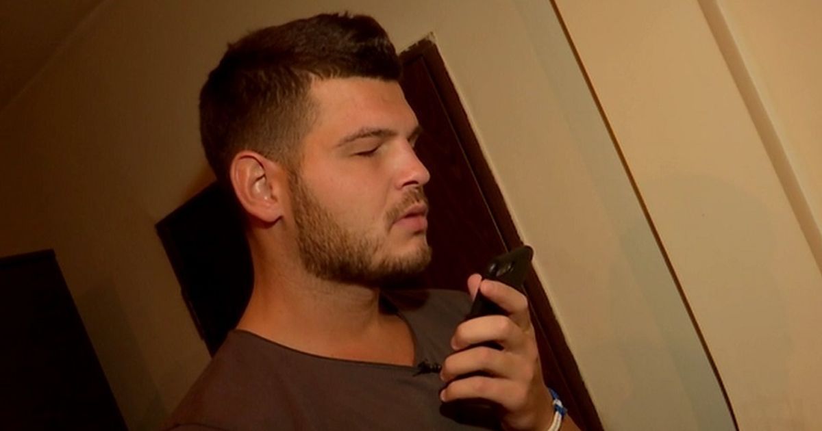 Razvan Botezatu, lovit si jefuit in timp ce se plimba pe faleza! "M-au ...