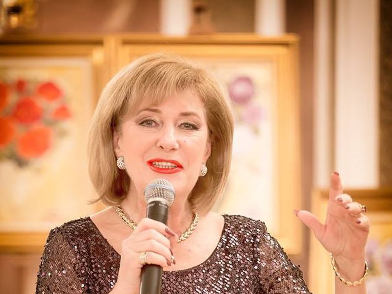 Ce bine arată cântăreaţa Stela Enache la 68 de ani! - WOWBiz