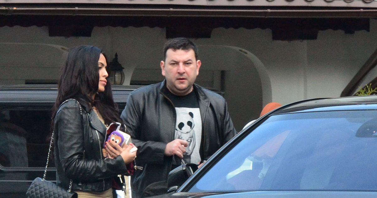 VIDEO | Cat de galant e George Iorgovan cu iubita sa! Ii deschide usa ...