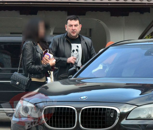 VIDEO | Cat de galant e George Iorgovan cu iubita sa! Ii deschide usa ...