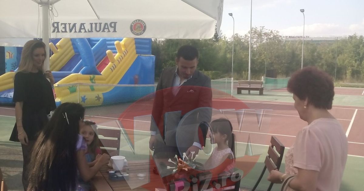 FOTO! "Printul" Adrian Cristea isi sarbatoreste acum fiica! Intra sa ...