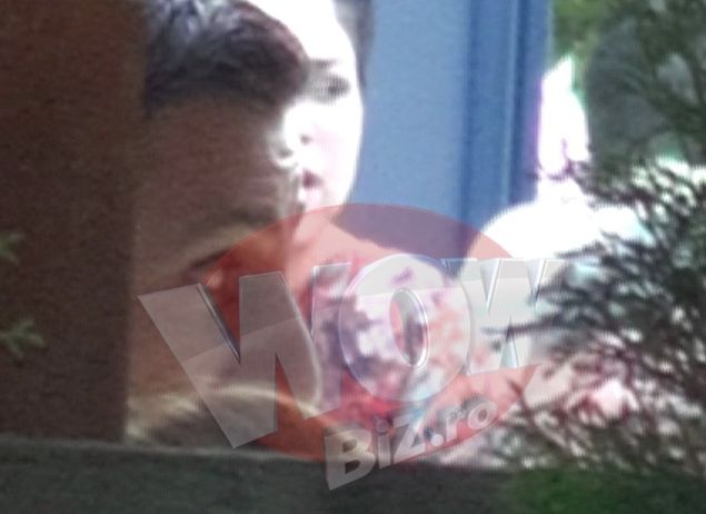 VIDEO Alin Cocos se bucura de libertate! A iesit cu prietenii la terasa ...