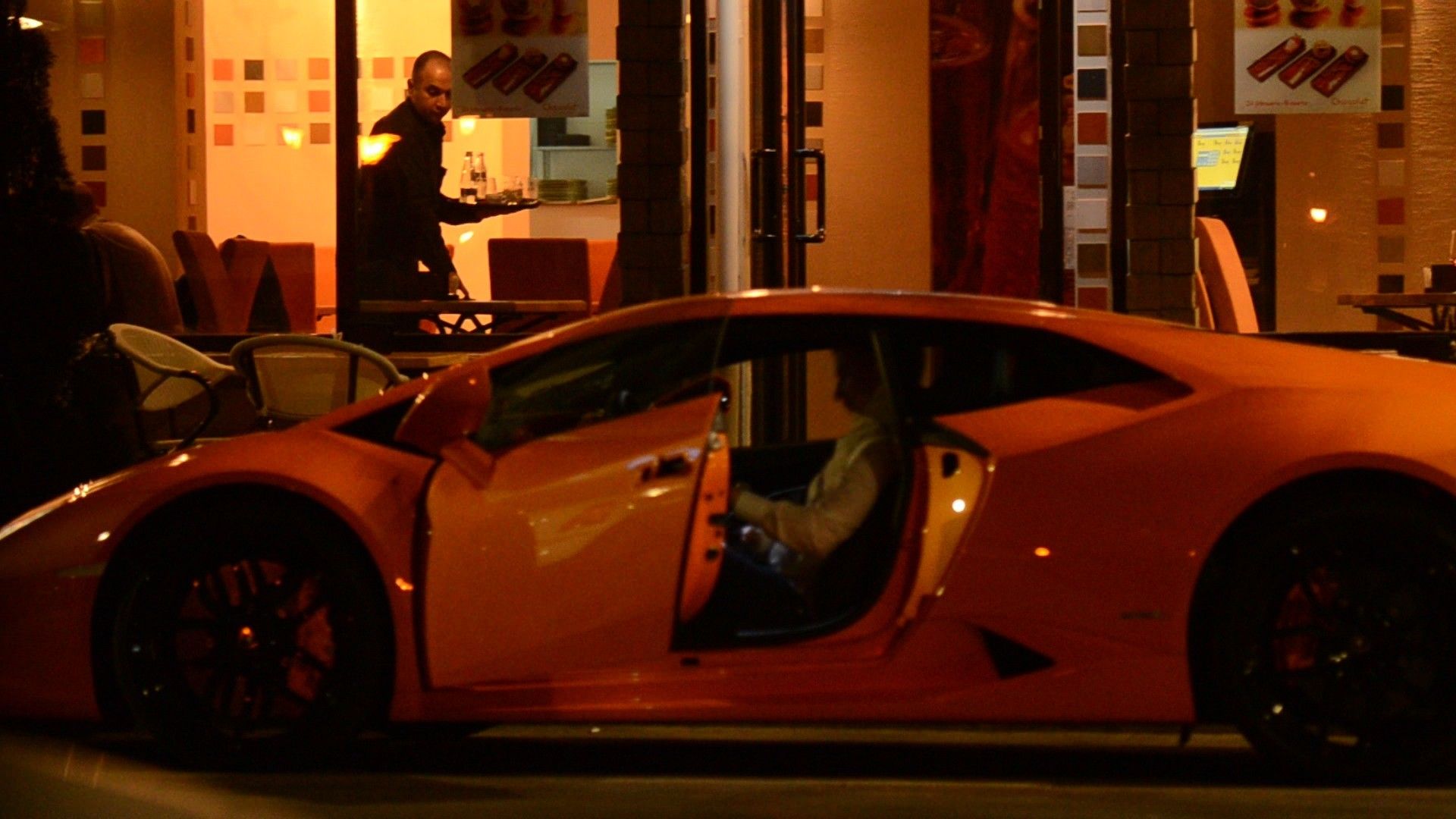 Stefan Timis s-a despartit definitiv de Roxana Ilie - WOWBiz