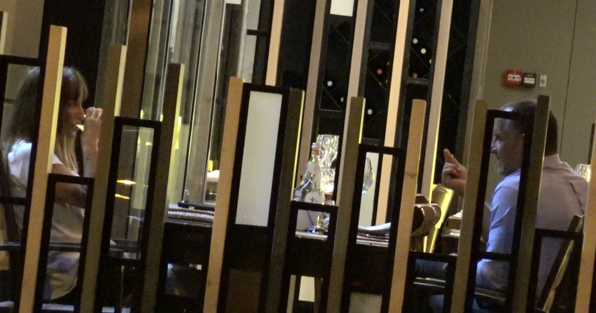 Yoav Stern si Tania Budi au cinat impreuna, iar apoi au ajuns acasa la ...