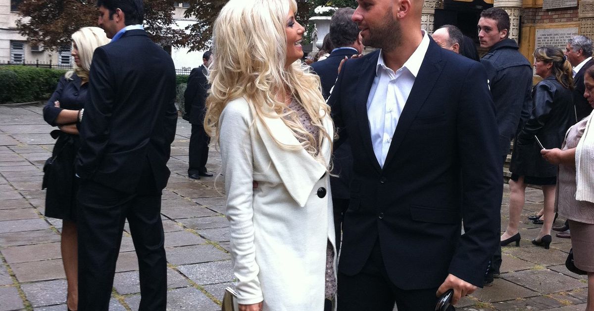 Vezi ce reactie a avut Sylvia cand a auzit ca Andrei Alb Negru vrea sa ...