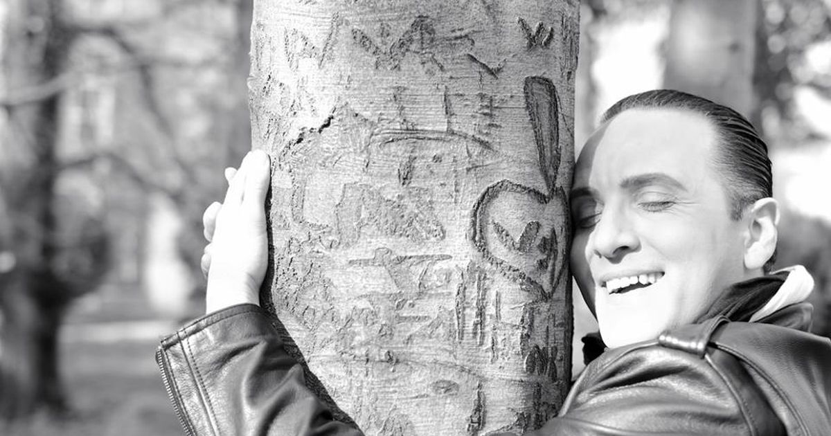 Ce nebunie! Balerinul Razvan Mazilu pune in scena “Saraiman”, un ...