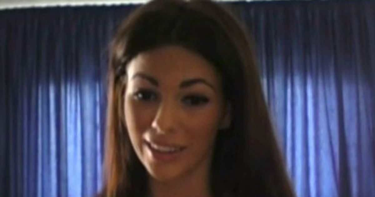 Bododel vrea din nou in lumina reflectoarelor! Fosta animatoare a ...