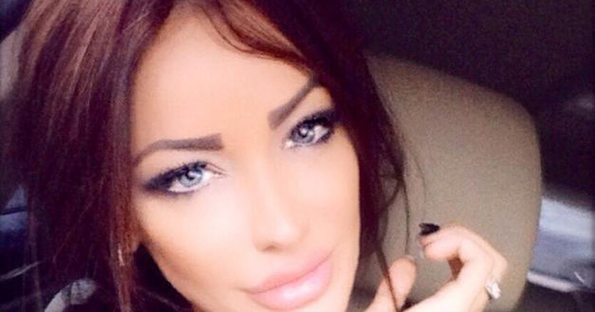 Doamne fereste! Bianca e incredibil de slaba! Ii ies oasele prin piele ...