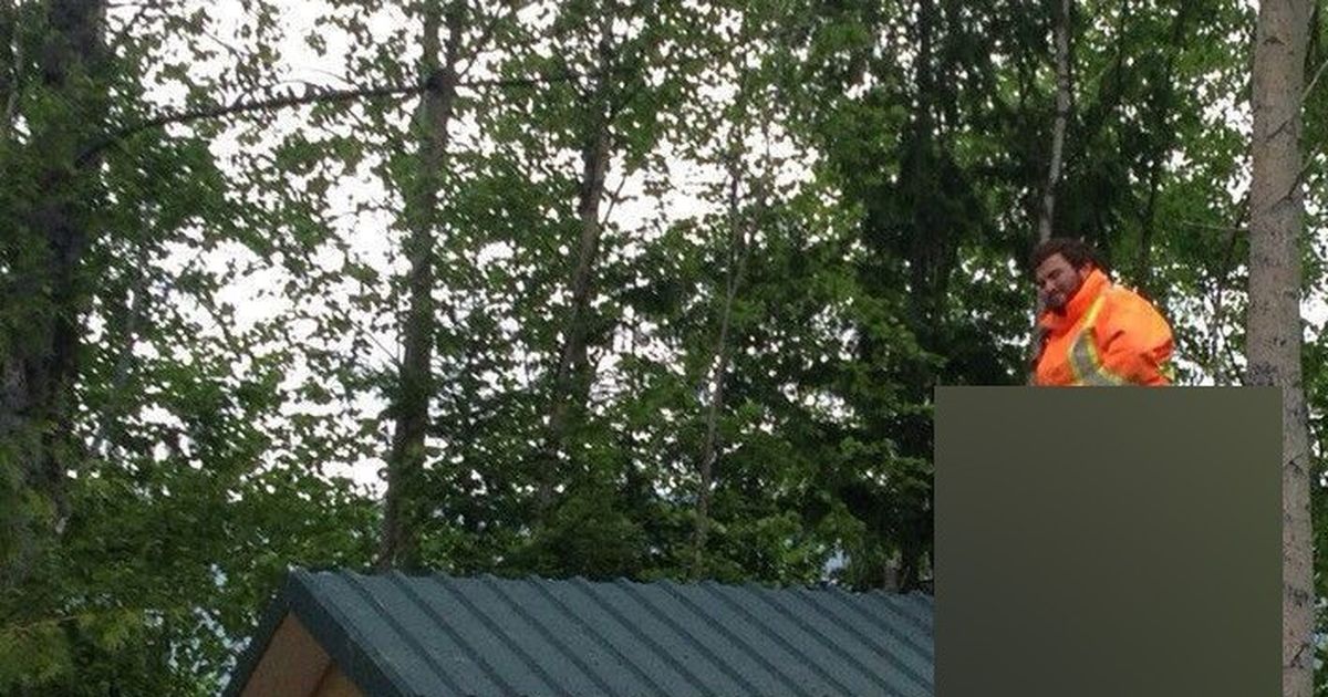 Cea mai proasta gluma proasta! Nu o sa iti inchipui niciodata ce face ...