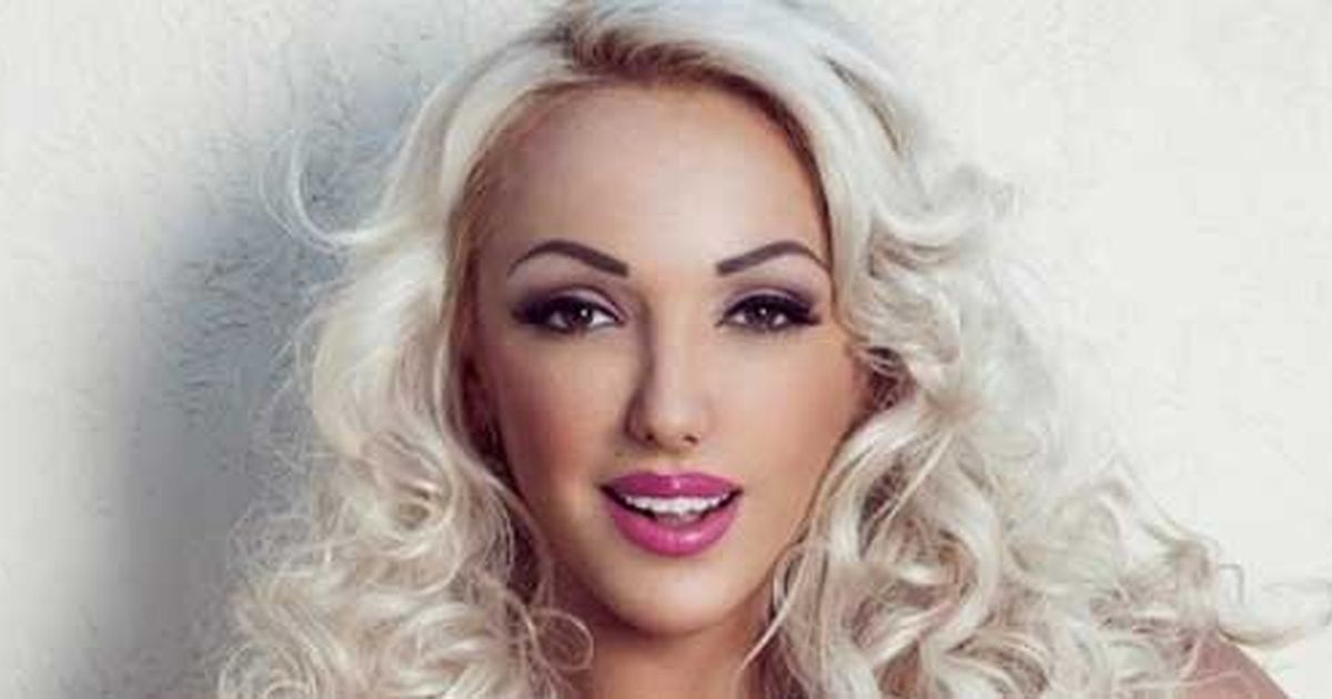 Alexandra Harra i-a dat UMILINTA SUPREMA lui Kim K! Uite ce a putut sa ...