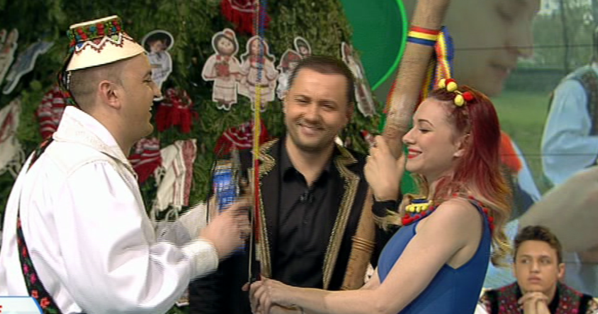 Ops! Veverita roscata a lui Maruta si-a aratat... 'veverita' in direct ...