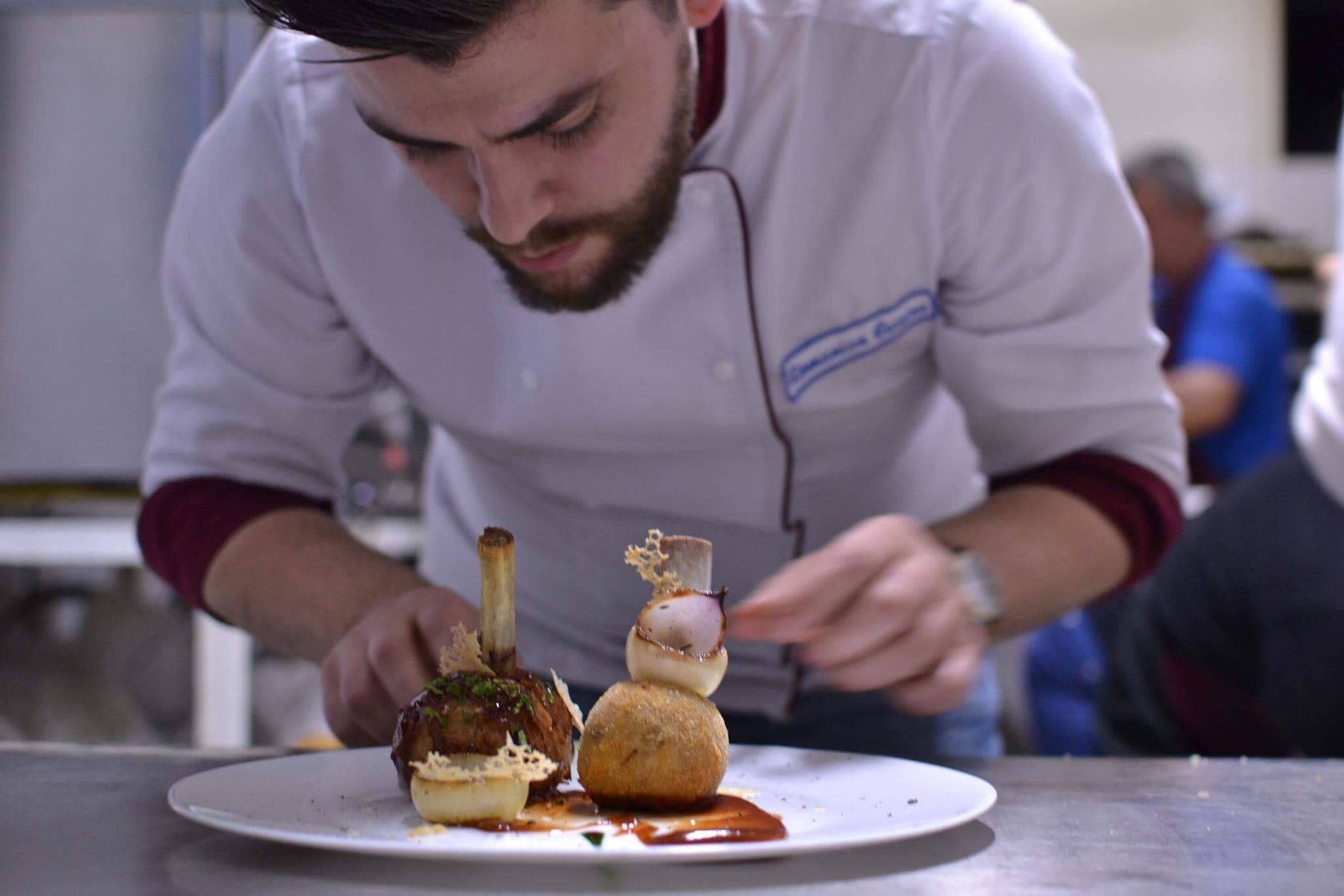 Chef Alex Balan, primele declaratii dupa ce s-a ars cu ulei incins ...