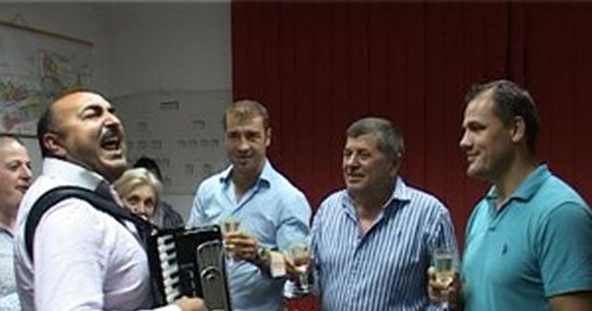 Cea mai mare petrecere de 1 Iunie, la Fun-Park Kalinderu din Busteni ...