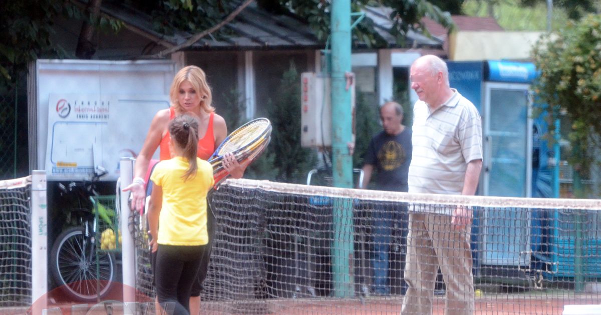 VIDEO | Fosta mare jucatoare de tenis Ruxandra Dragomir preda in timpul ...