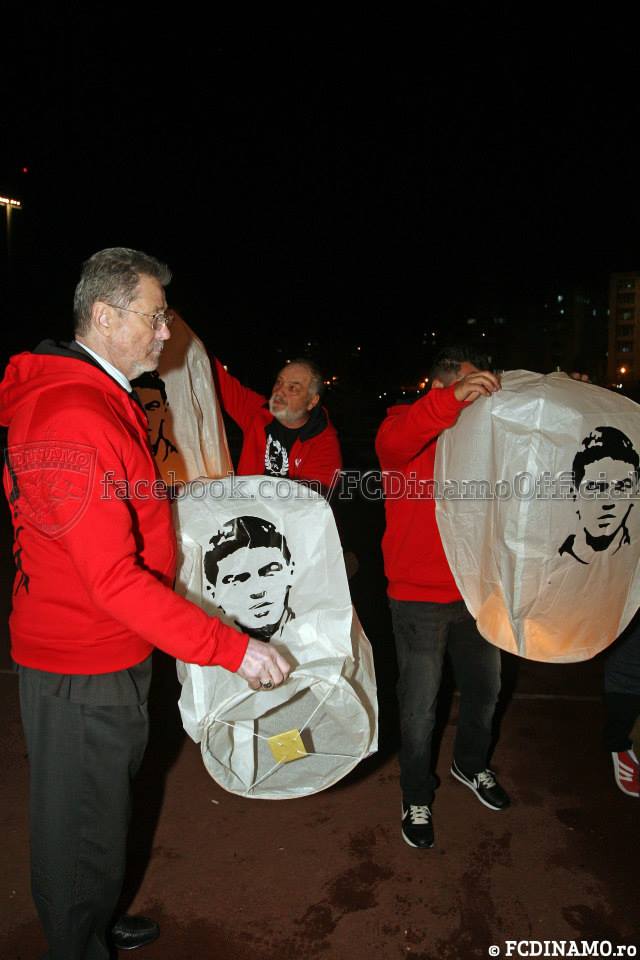 Dinamovistii au inaltat lampioane din hartie cu chipul lui Catalin ...