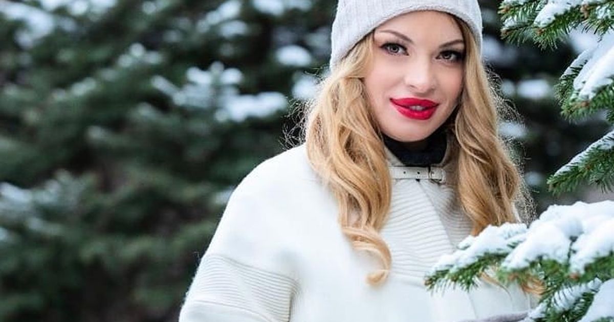 Valentina Pelinel a născut gemene! - WOWBiz