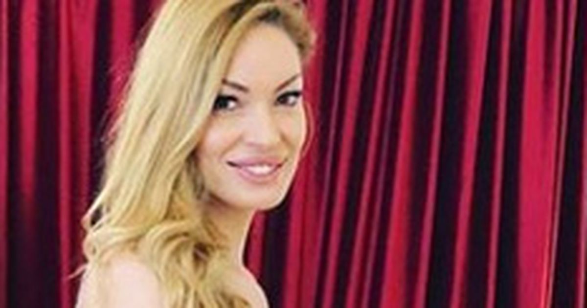 Valentina Pelinel a născut gemene! - WOWBiz