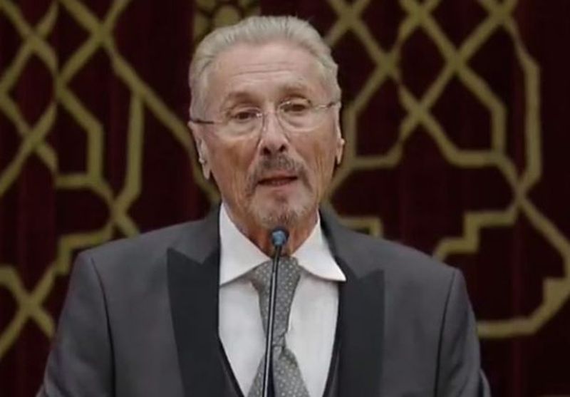 Emil Constantinescu a ajuns de nerecunoscut! - Stirile Kanal D