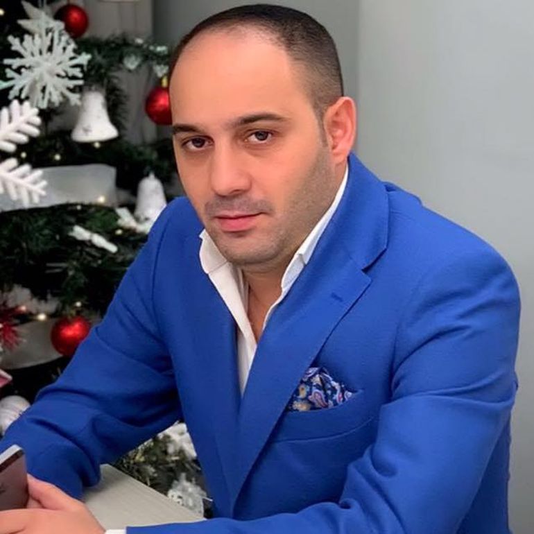 Un manelist celebru și-a pus păr și a devenit de nerecunoscut - WOWBiz