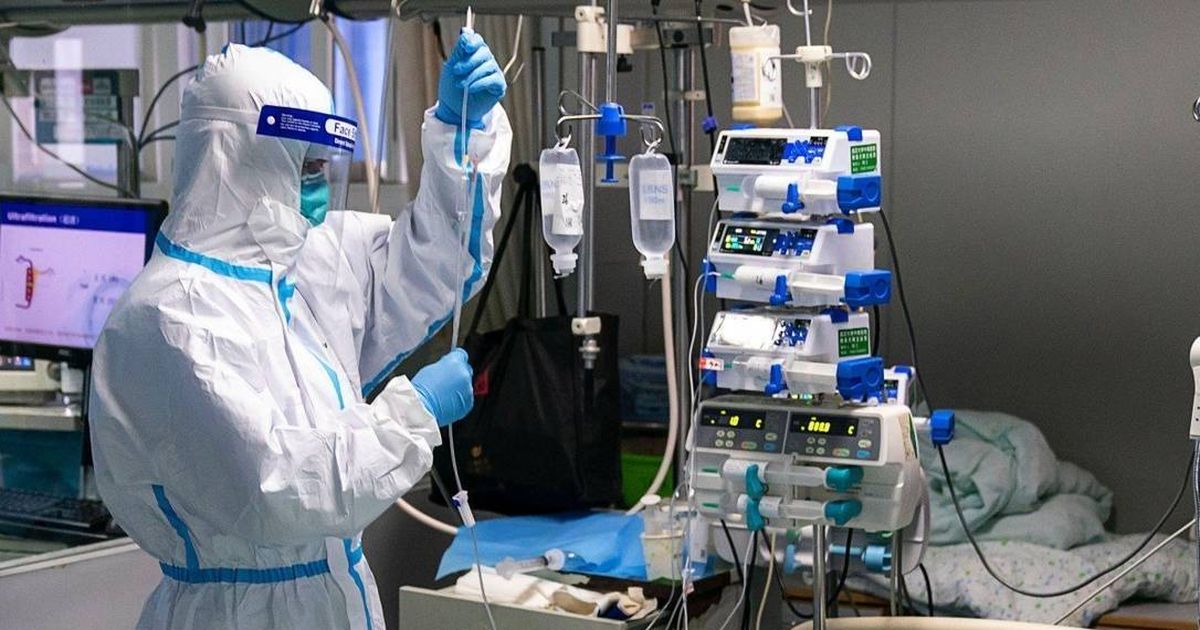 O persoană din Otopeni, transportată cu izoleta la spital - WOWBiz