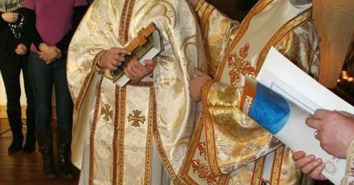 Un preot român și soția gravidă, infectați cu coronavirus - WOWBiz