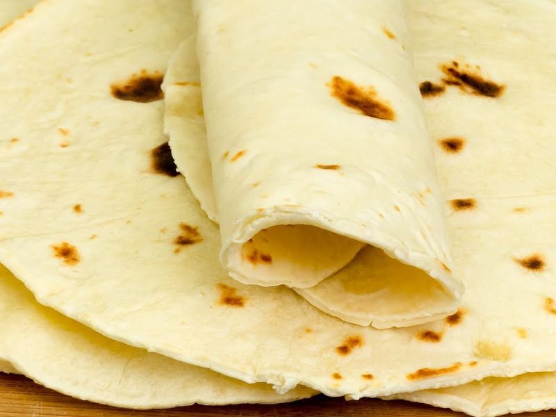 Rețetă lipie pentru hummus sau shaorma. Cum o poți face în casă - WOWBiz