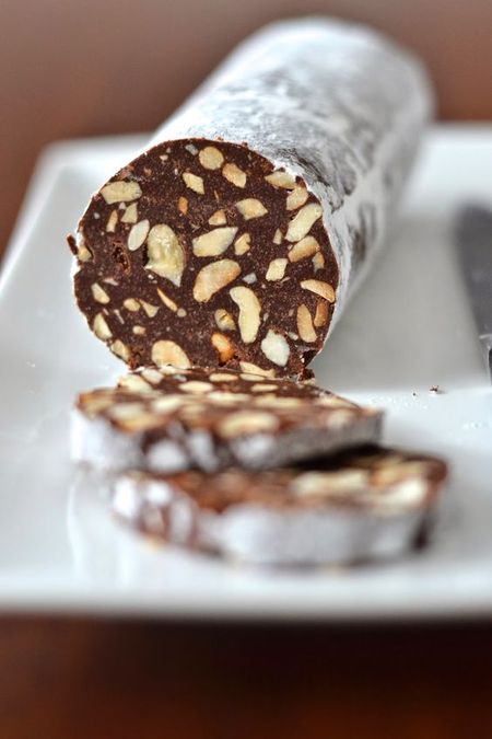 Reteta simpla de salam de biscuiti, gata in 15 minute - WOWBiz