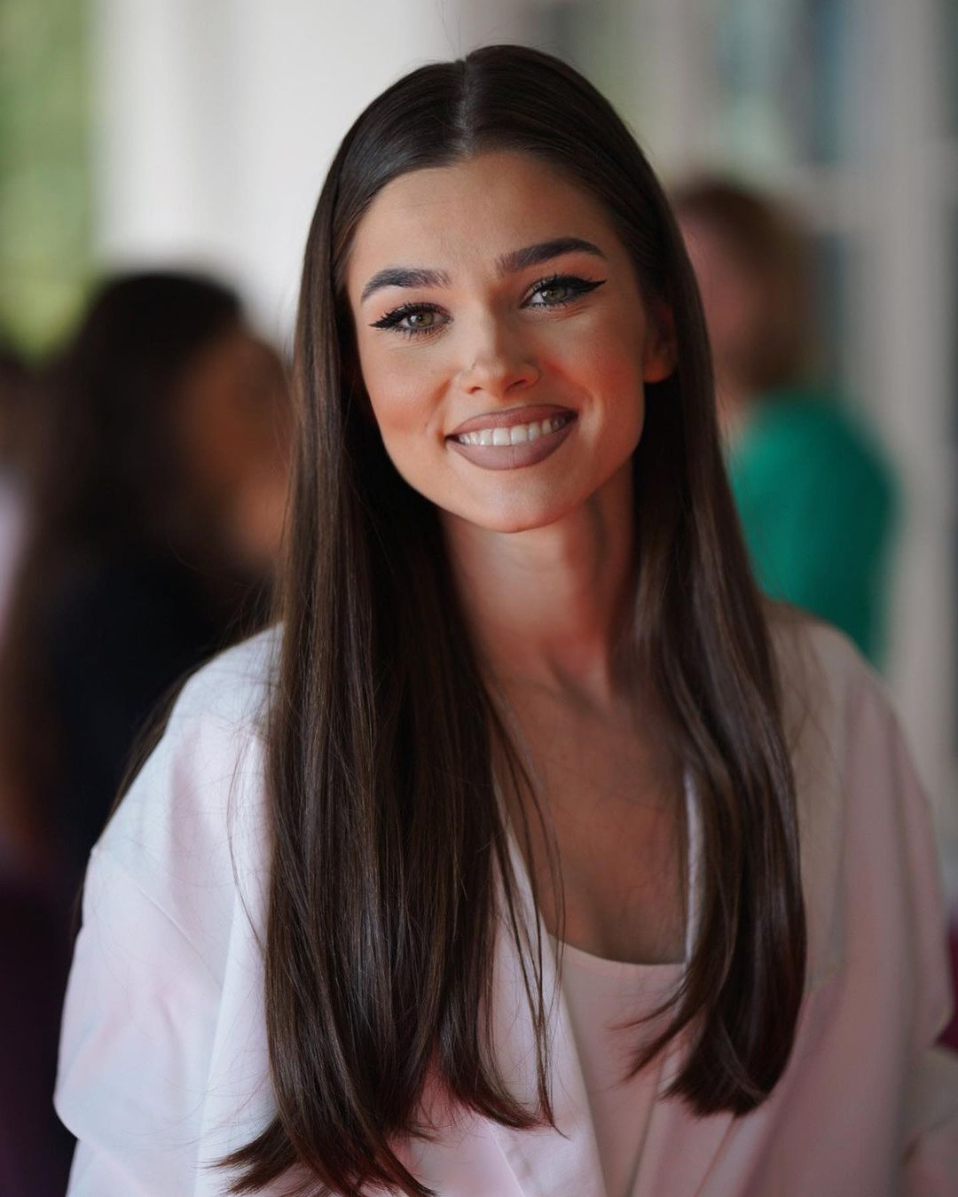 „Nu este o competiție” Irina Rimes a lăsat un mesaj public pe pagina lui Theo Rose, când a văzut ...