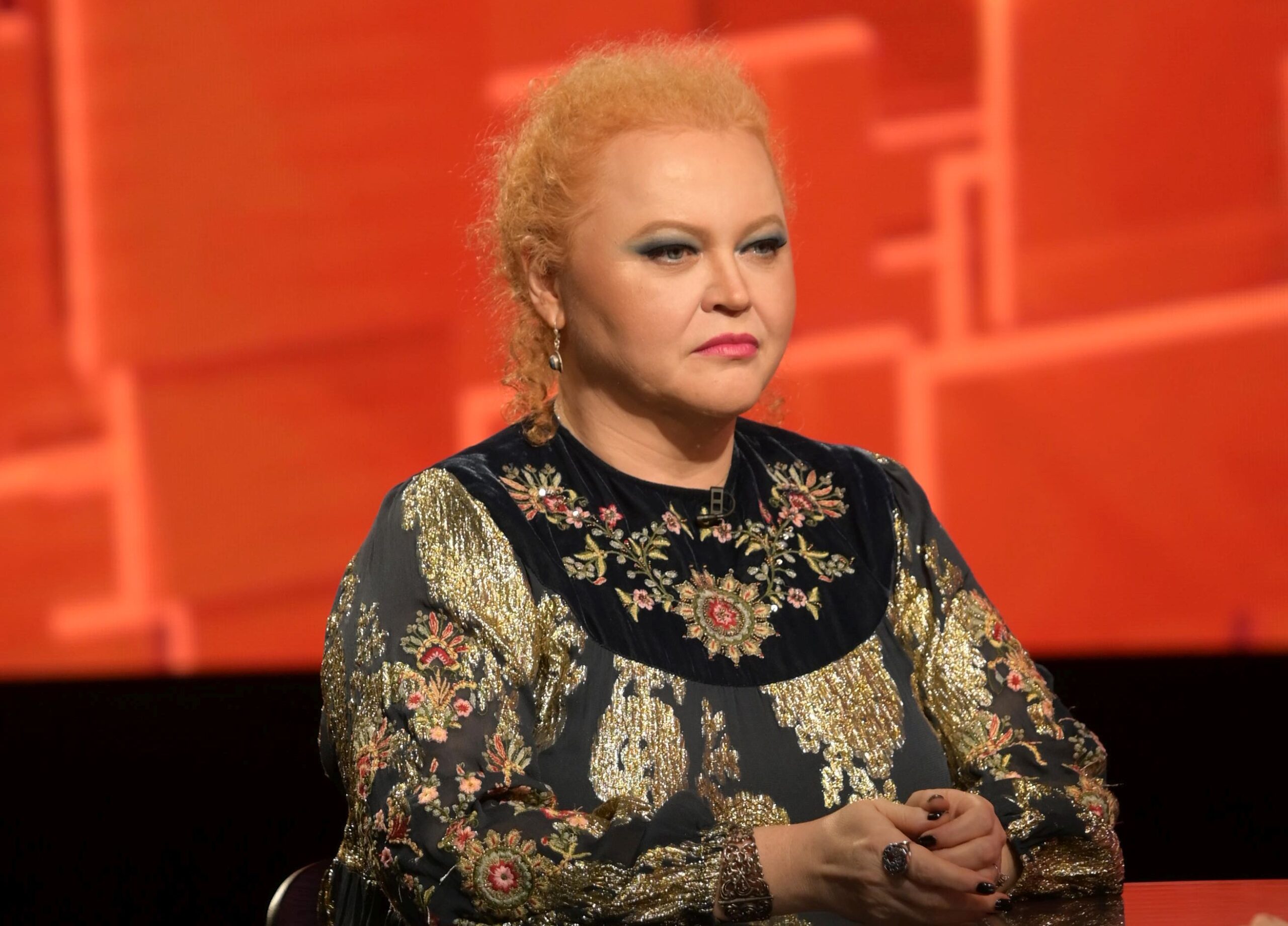 Un nou scandal este pe cale să izbucnească în showbiz?! Narcisa Suciu ...