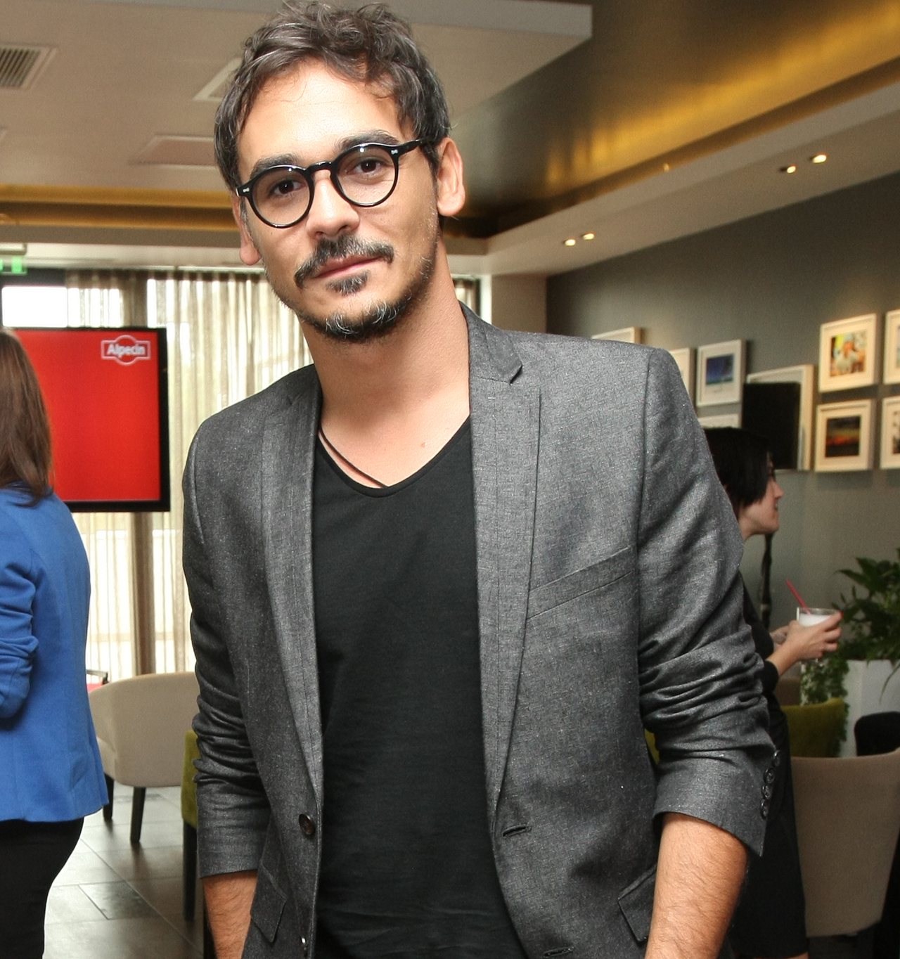 Razvan Simion a rupt orice legatura cu fosta sa locuinta! Pana si ...