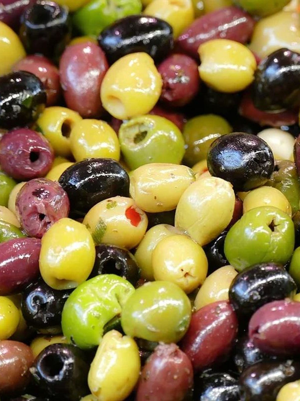 Masline toxice: cum iti dai seama daca maslinele sunt toxice - Kanal D ...