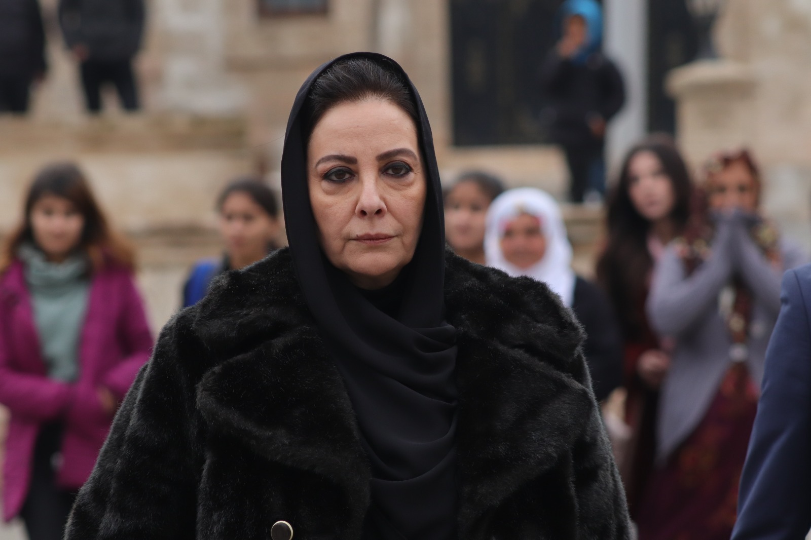 Azize Aslanbey din serialul "Hercai", o mama implinita si fericita ...