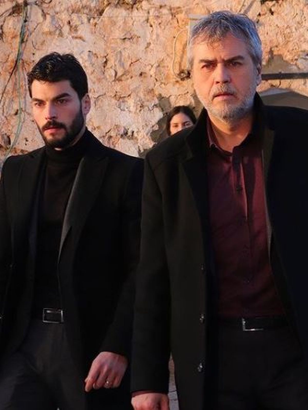 Hazar din serialul "Hercai" traieste o frumoasa poveste de dragoste cu ...