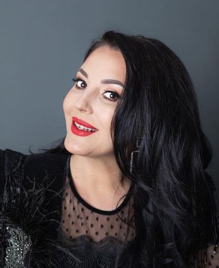 Angela Rusu a devenit din nou mamica! Iata imagini inedite cu artista ...