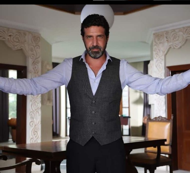 Mahfuz din serialul "Hercai", un actor talentat si apreciat in Turcia ...