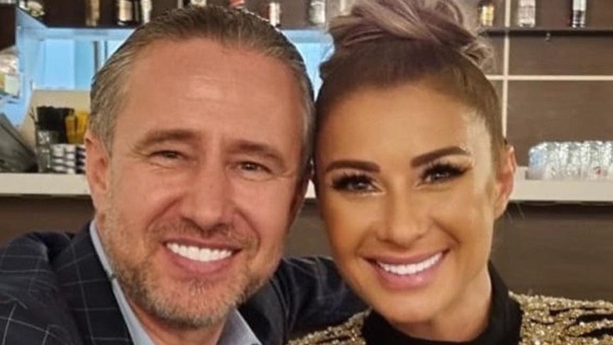 Anamaria Prodan nu ii va lasa niciun ban lui Laurentiu Reghecampf dupa divort: Ce bani? Eu sunt ...