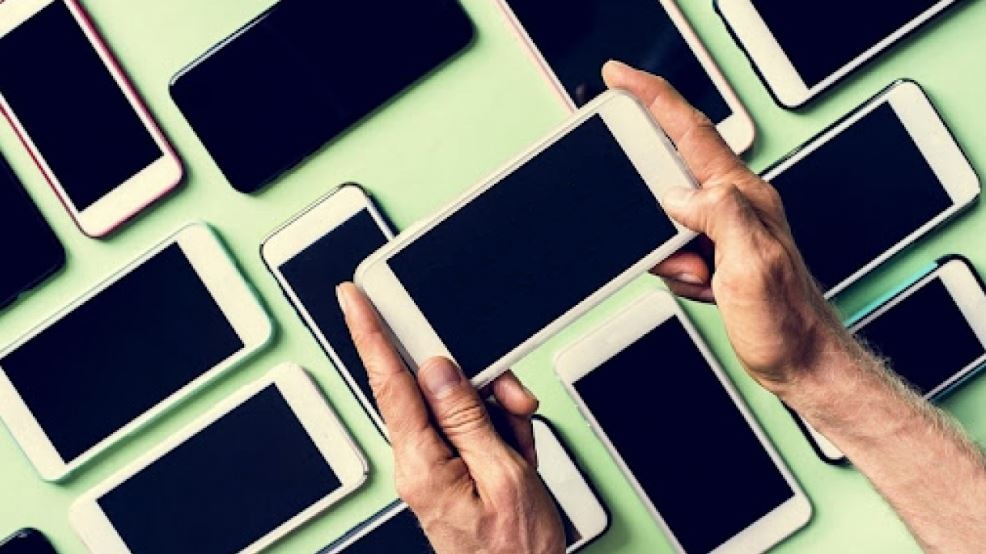 Top 4 telefoane ce se vor lansa la începutul acestui an - Kanal D Romania