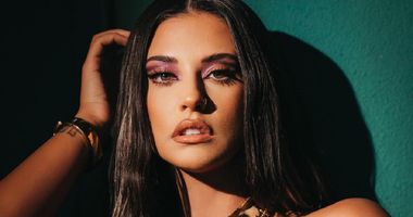 Ce vârstă are Antonia. Câți ani împlinește cântăreața pe data pe 12 ...