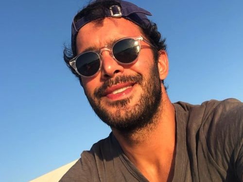 Bucurie mare în familia lui Barış Arduç. Soția celebrului actor turc a ...