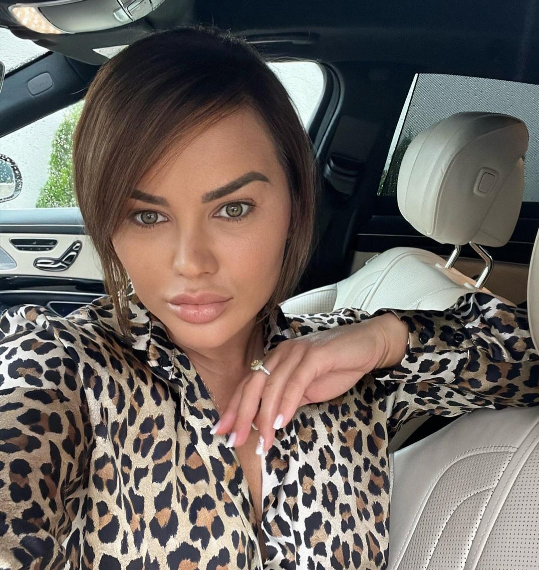 Carmen de la Sălciua și-a sărbătorit ziua de naștere pe muntele Athos. Care este, de fapt ...