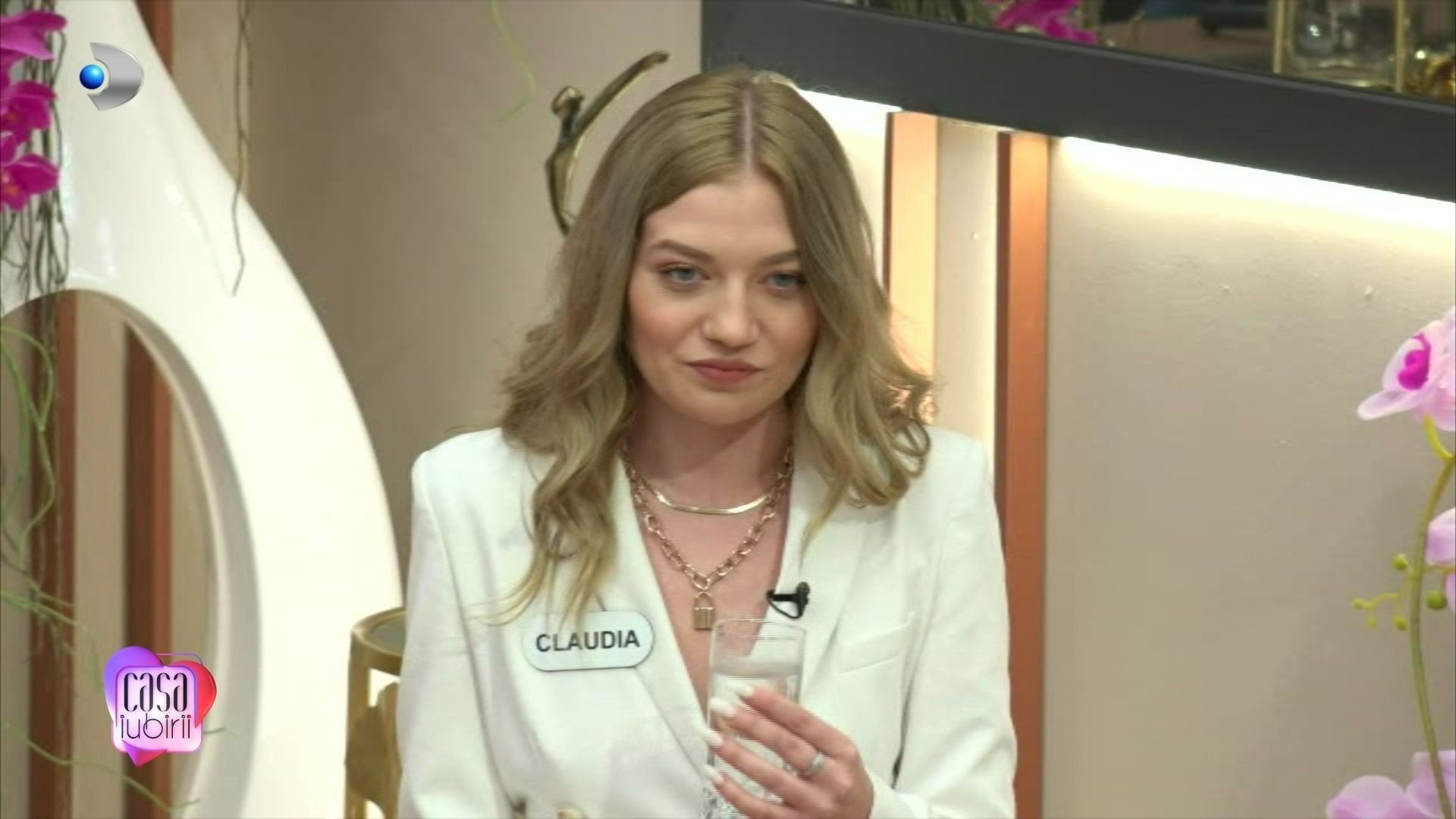 Cine este Claudia, noua concurentă din Casa iubirii? Iată cine este băiatul pe care îl place și ...