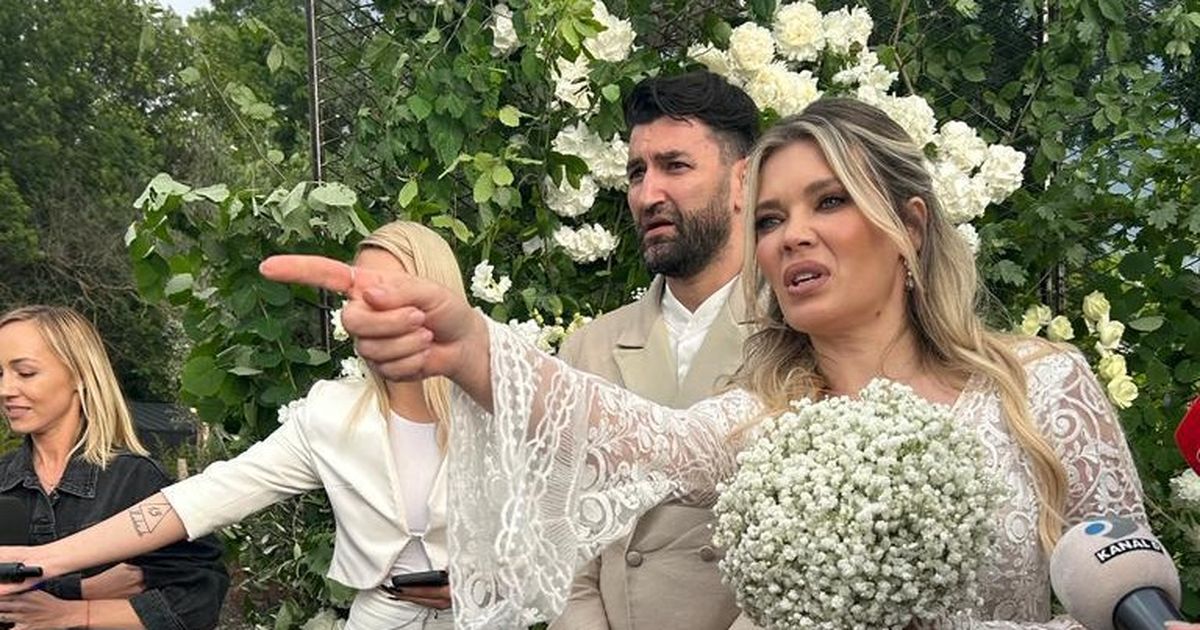 Exclusiv! Imagini nevăzute de la nunta lui Smiley cu Gina Pistol! Cum a ...